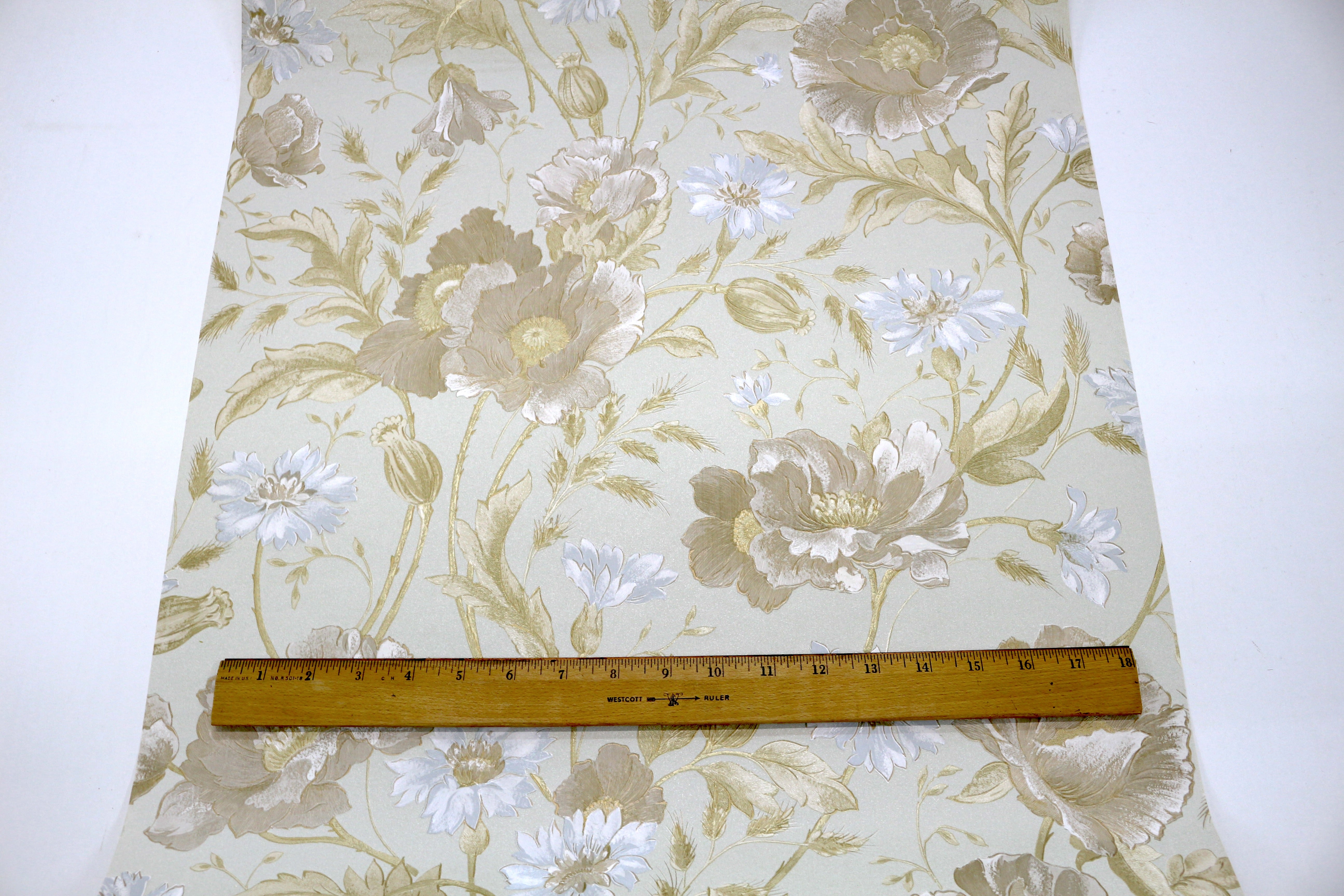 Vintage Wallpaper Roll – 80's Vibes – $5 – Makeropolis